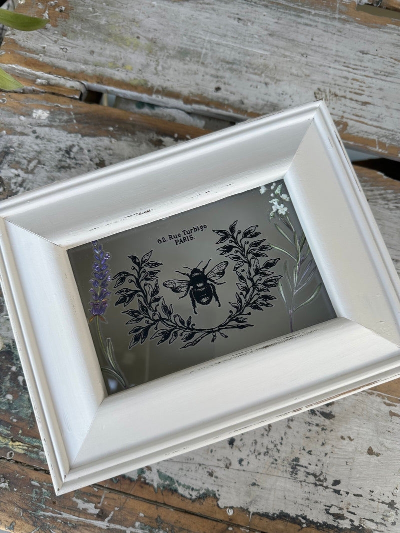 Bee Box with lid - painted ex the PMV studio – Paint Me Vintage